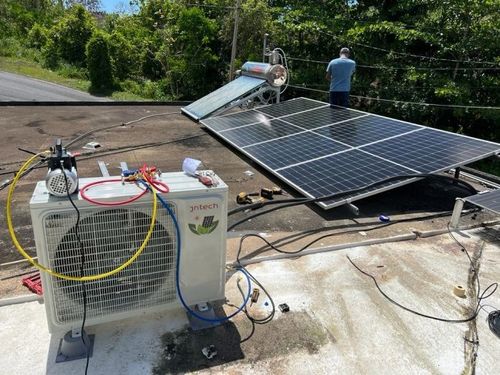 Puerto Rico 24000btu hybrid power photovoltaic air conditioning system